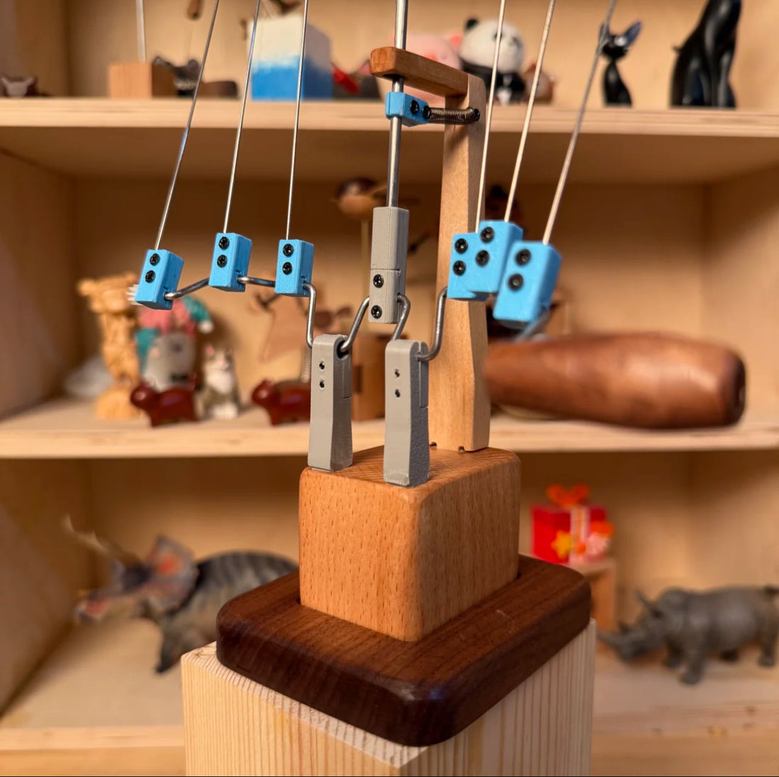 Handcrafted Wooden Manta Ray Automata – Smooth Gliding Motion Inspired
